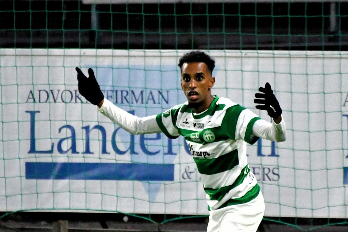 Grönvita röster om Taha Ali - VSK Fotboll